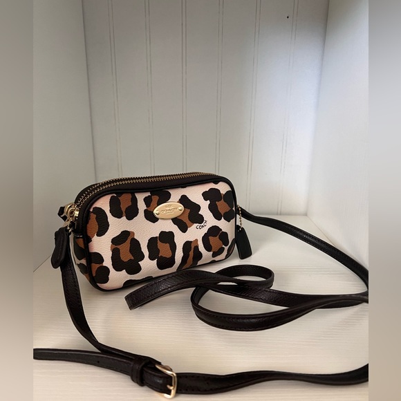 Coach | Bags | Coach Womens Animal Print Cheetah Print Double Zip Mini ...